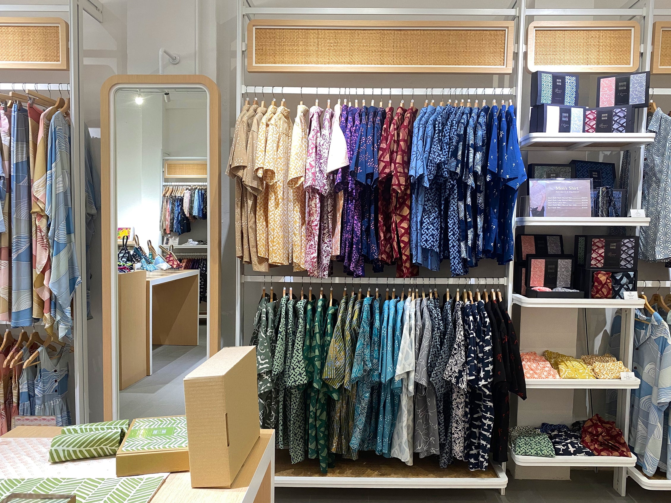 Shop In Stores – Batik Boutique